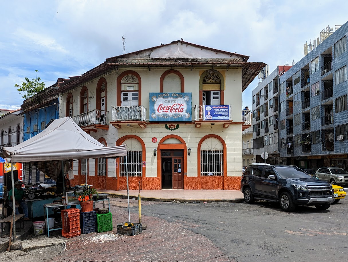 The Coca-Cola Café – A Bit Gone